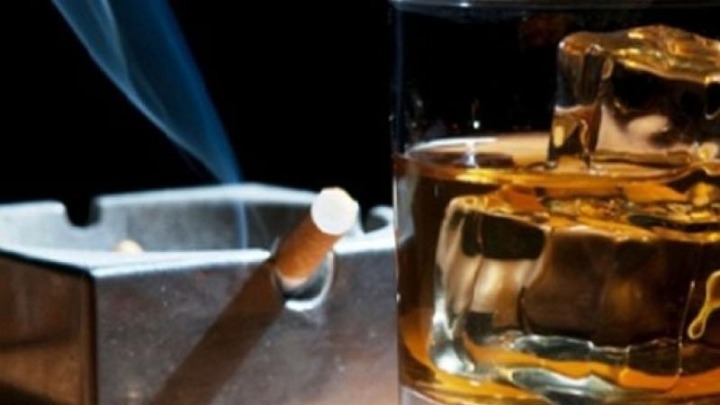 Τα ποτά και τα τσιγάρα: Έσοδα και ελαστικότητες - The President