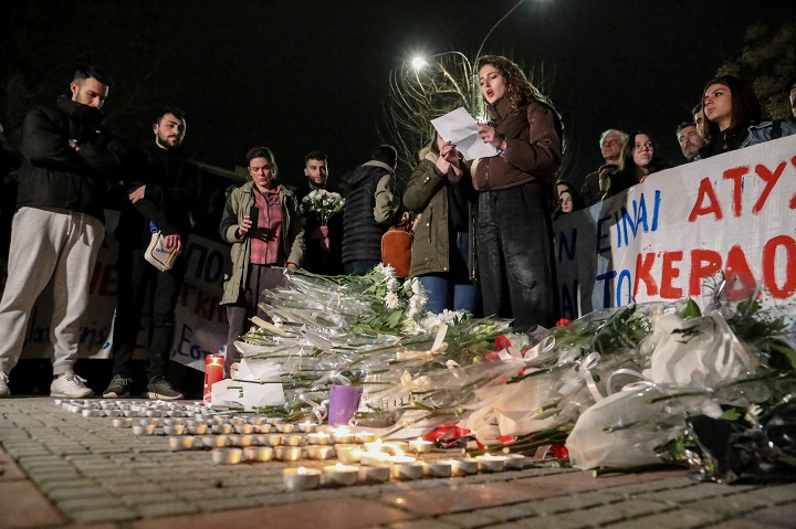 Θεσσαλονίκη: Διαμαρτυρία φοιτητών για το δυστύχημα στα Τέμπη - The ...