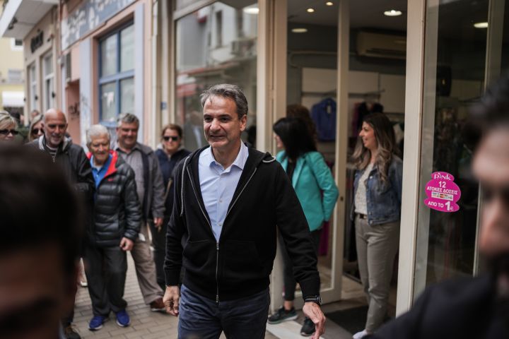Ο Κυρ. Μητσοτάκης ενημέρωσε την πρόεδρο της ΕΕ Ούρσουλα Φον ντερ Λάιεν ...