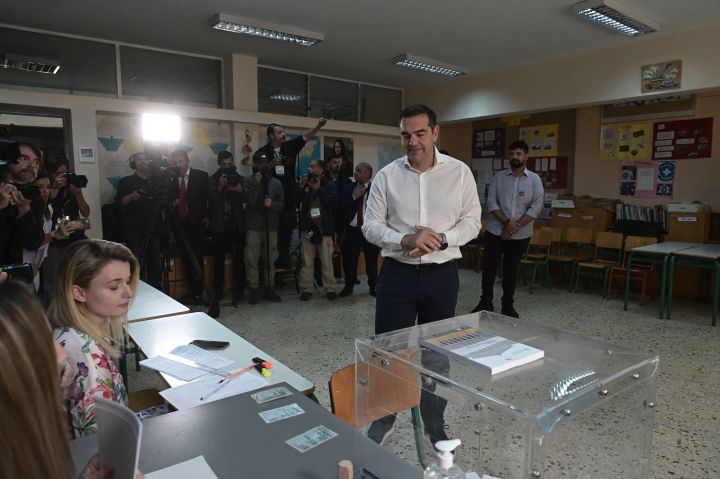 Αλ.Τσίπρας: Η Αλλαγή είναι σήμερα στα χέρα του λαού μας - The President