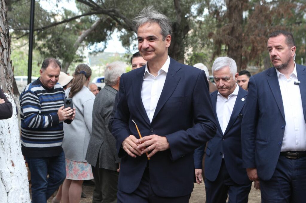 Κ.Μητσοτάκης: Συγκινημένος που επισκέπτομαι το Κέντρο Υγείας ...
