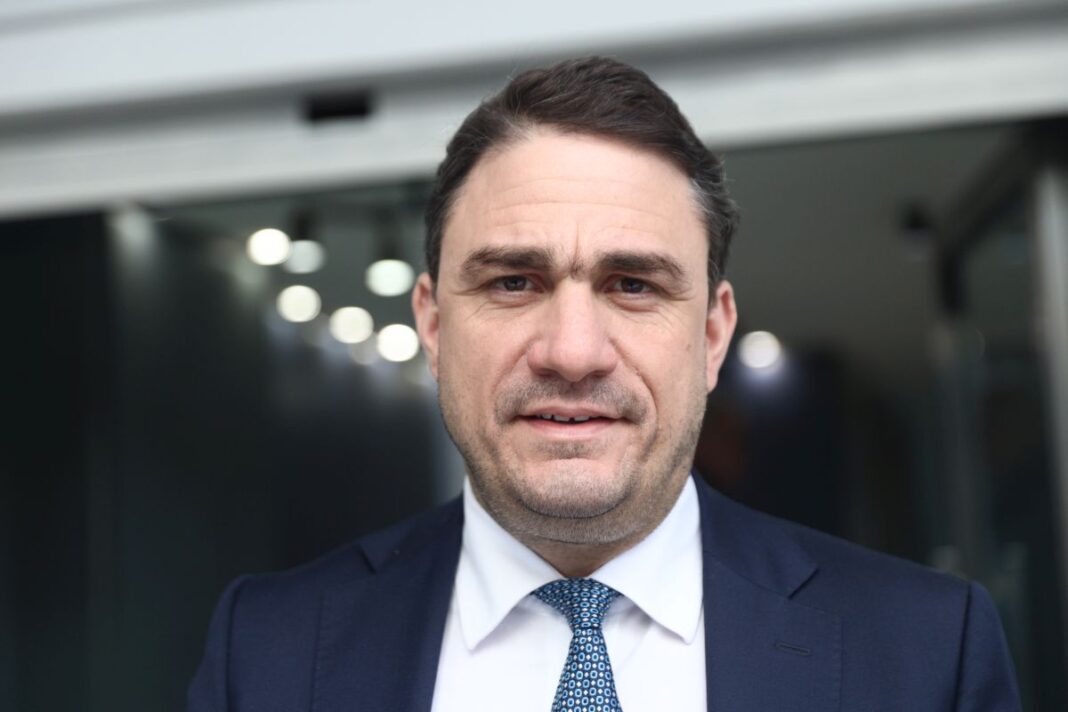 Κ.Τσουκαλάς για Κ.Μητσοτάκη: Είναι ύβρις να μιλά για έμπρακτη στήριξη ...