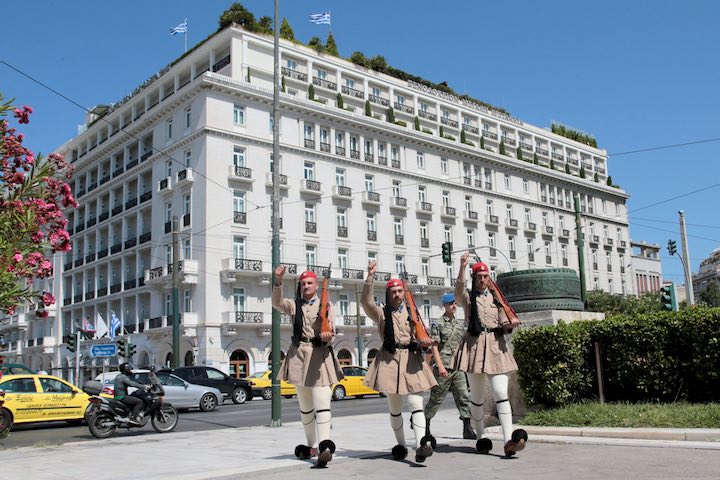 Λάμψα ΑΕ: Δεν πωλείται το ξενοδοχείο Μεγάλη Βρεταννία - The President